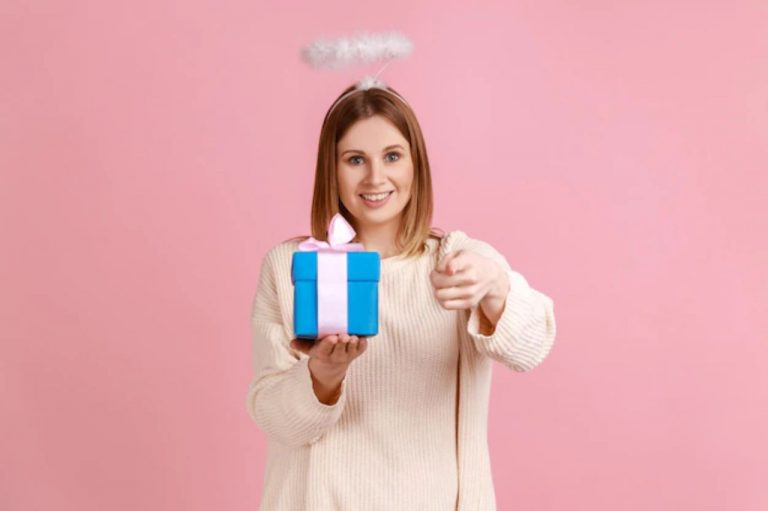 45+ Heartfelt Angel Birthday Wishes & WhatsApp Greetings
