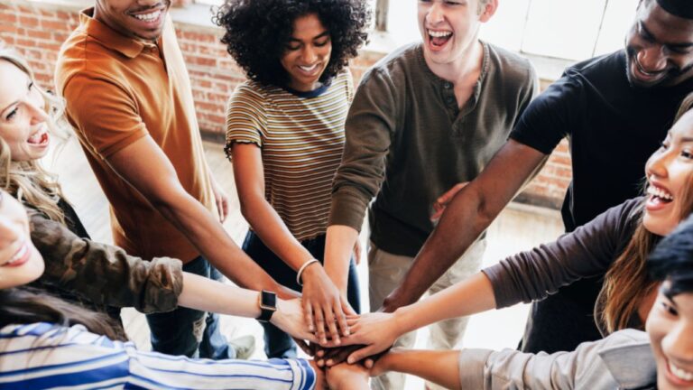 12 Best Community Building Activities to Build Strong Bonds