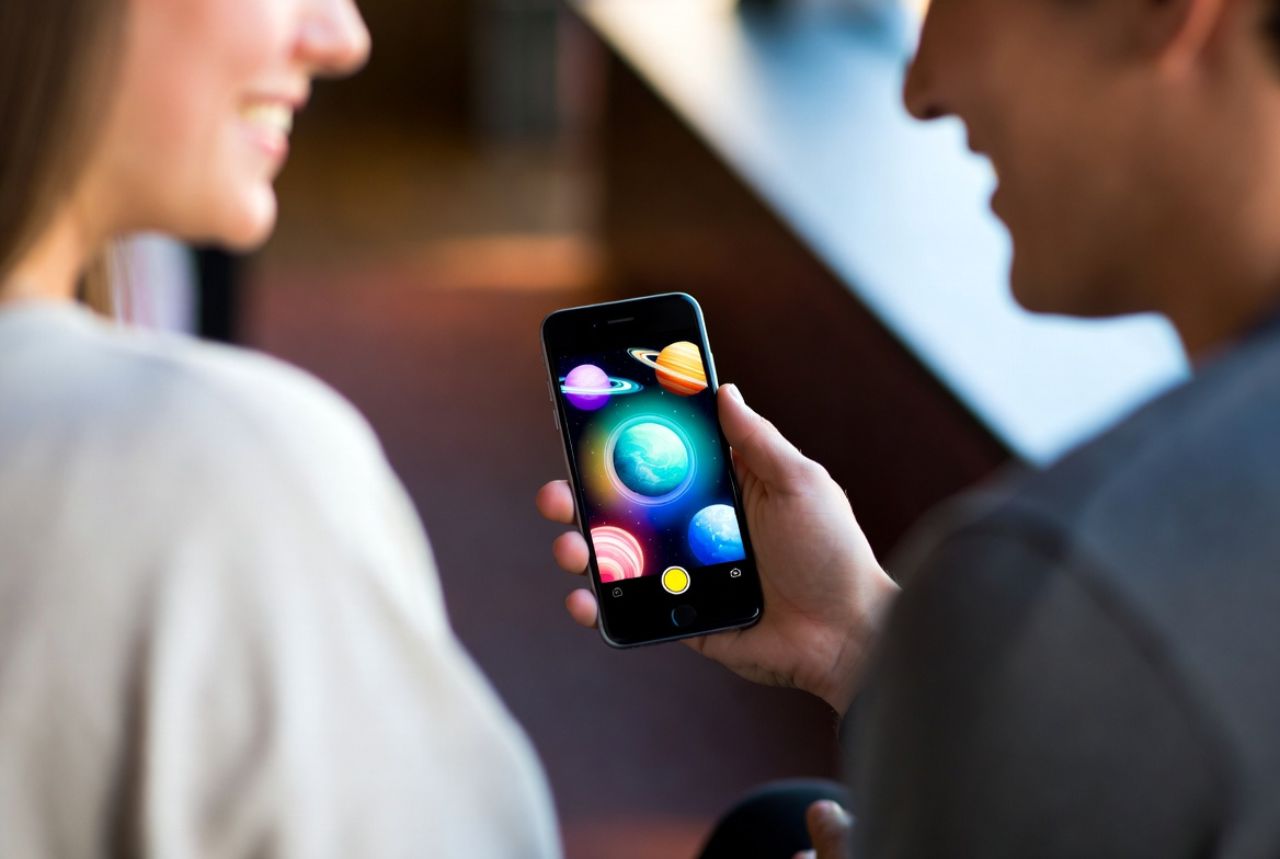 Snapchat’s Solar System Is Breaking Friendships—Here’s Why